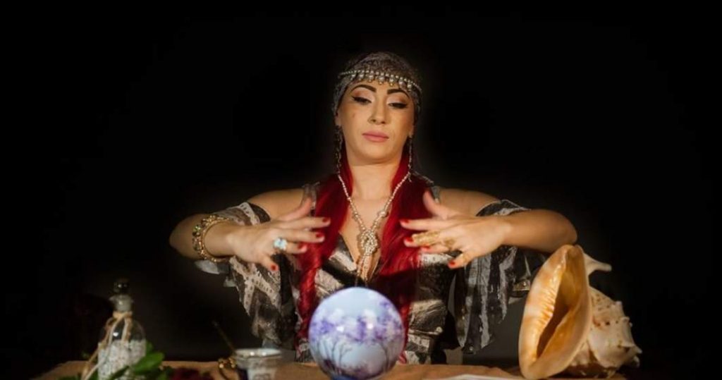 Vrajitorie si Magie: Tot ce trebuie sa stii - Prince Radu